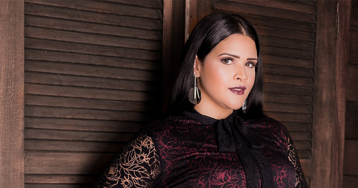 Why do I look fat in pictures? (Main Reasons & Solutions) - Fast ...